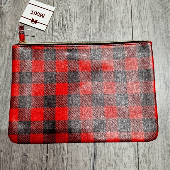 Mix It | Bags | Buffalo Plaid Nwt Bag Clutch For Kids School Gifts Red ...